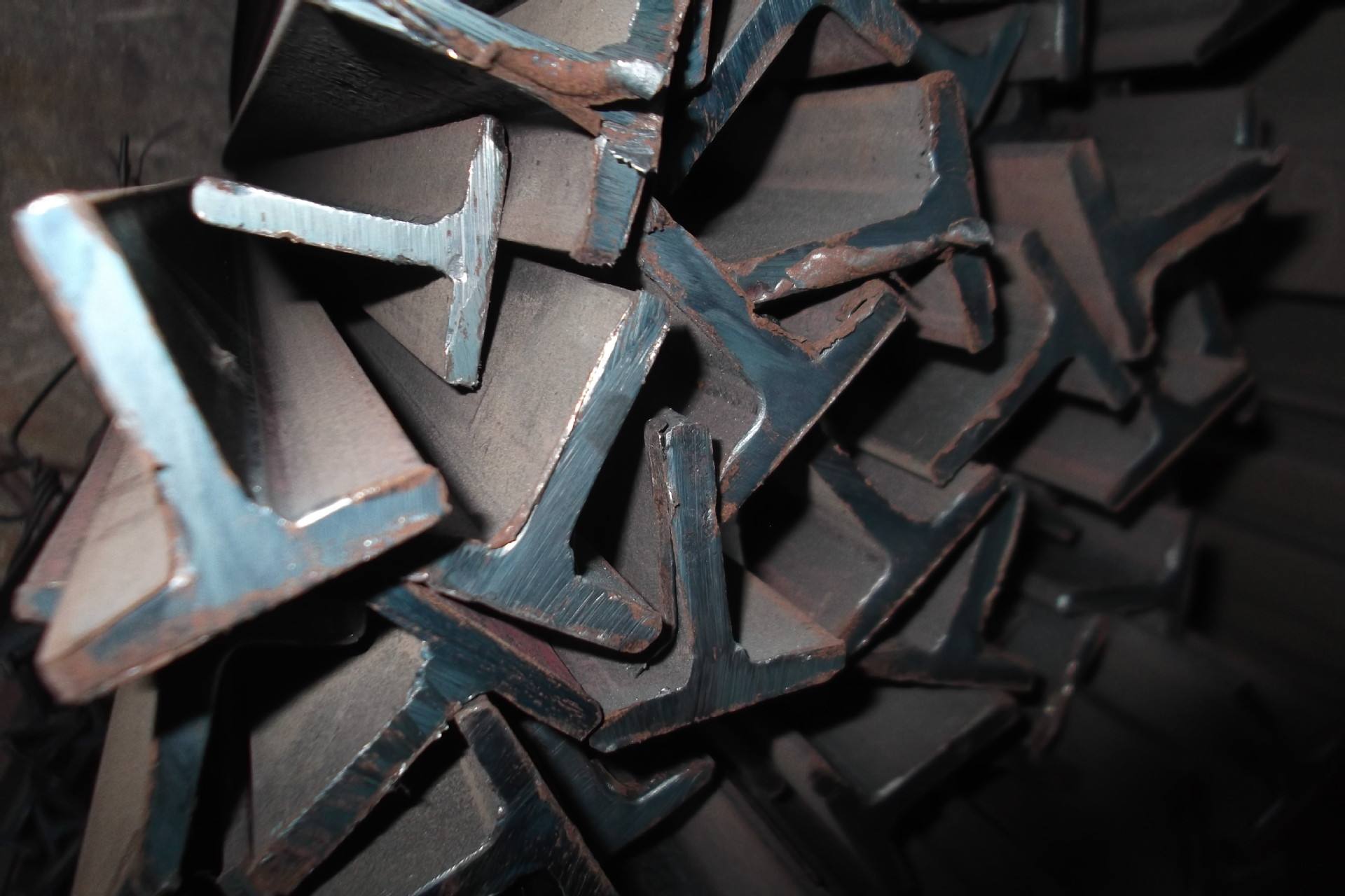 C20 Cold drawing T shaped steel bar - Buy cold drawing T shaped steel ...
