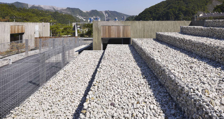 gabion house-lonrace