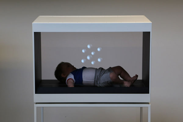 Full HD 65" Holocube Holographic AD Display - Buy Product on SHENZHEN ...