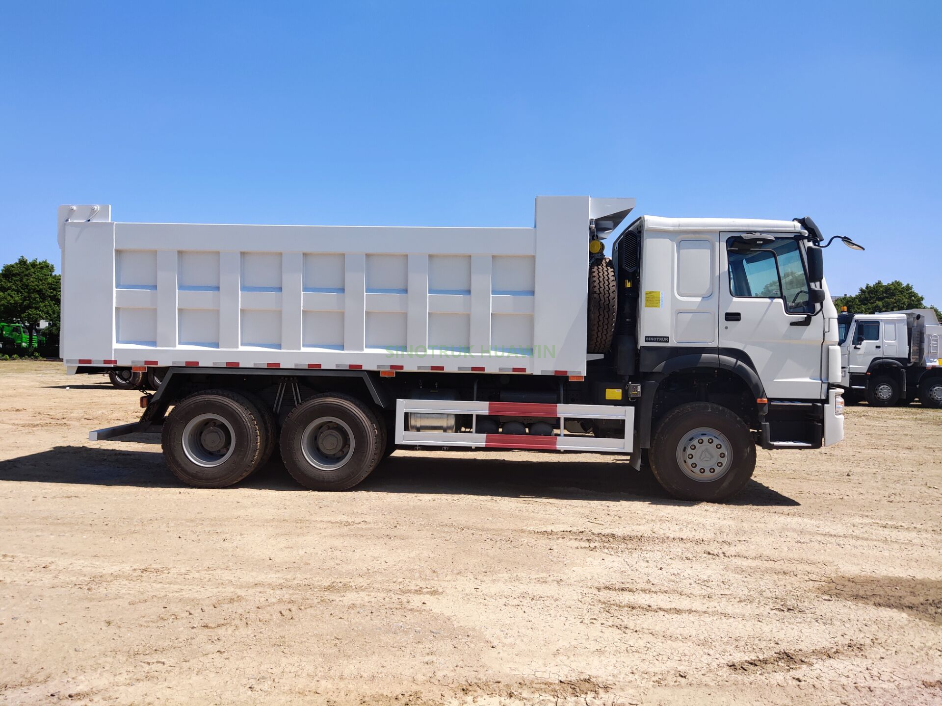 HOWO 6X4 Dump Truck Front Tipping - Buy tipper truck, 6x4 dump truck ...