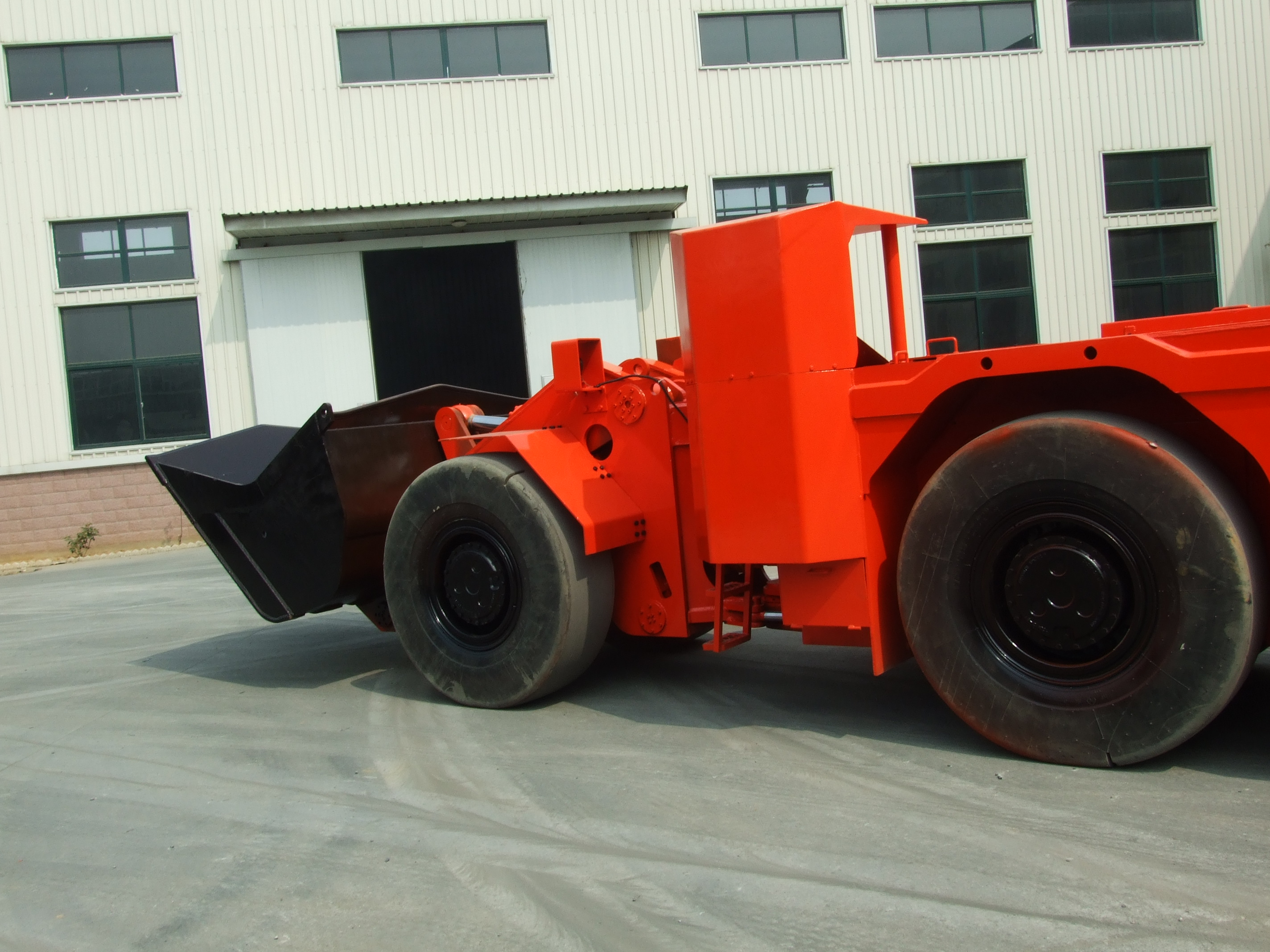 WJ-3 Underground Loader LHD